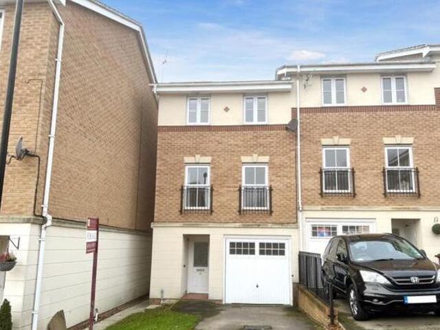 3 Bedroom Terraced House For Sale In Dore