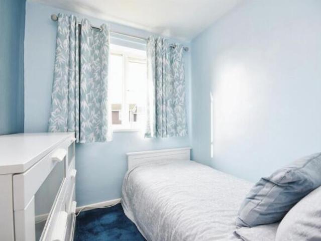 3 bedroom terraced house for sale in Dorset Avenue, Great Baddow, Chelmsford, CM2