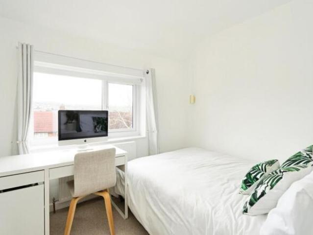 3 bedroom terraced house for sale in Davey Drive, Hollingdean, Brighton, BN1