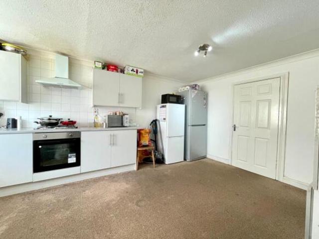 3 bedroom terraced house for sale in Daniels Welch, Coffee Hall, Milton Keynes, MK6