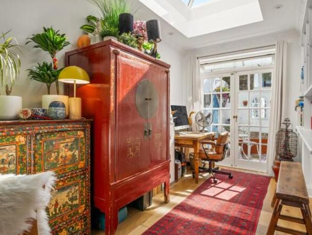 3 bedroom terraced house for sale in Dean Street, Brighton, BN1