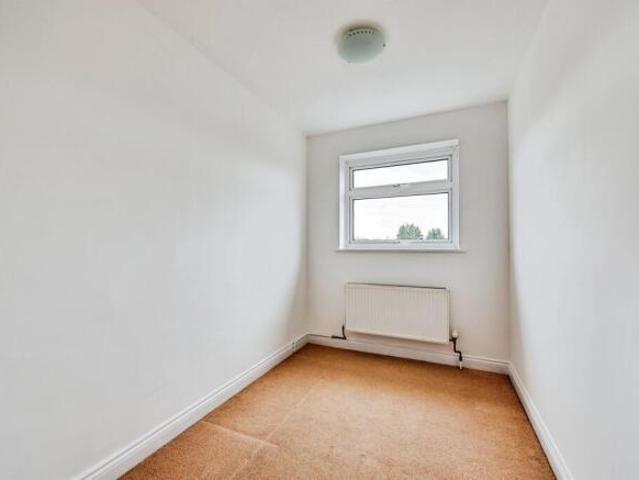 3 bedroom terraced house for sale in Deburgh Street, Swindon, SN2