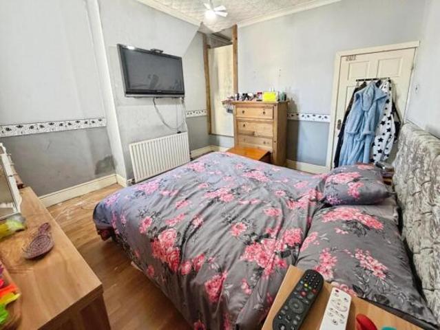 3 bedroom terraced house for sale in Derwent Street, Stoke on Trent, Staffordshire, ST1