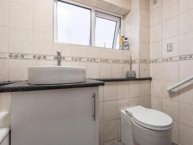 3 bedroom terraced house for sale in Didscourt, Hull, HU6