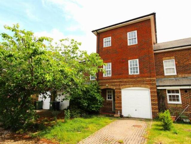 3 bedroom terraced house for sale in Drysdale Mews, Southsea, PO4