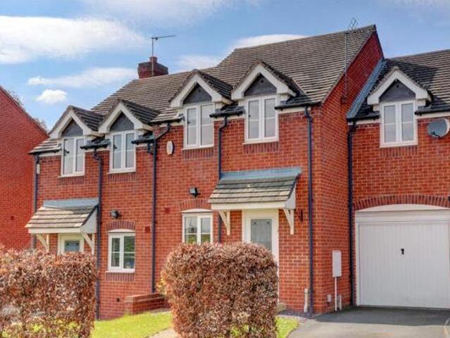 3 Bedroom Terraced House For Sale In Droitwich, Worcestershire