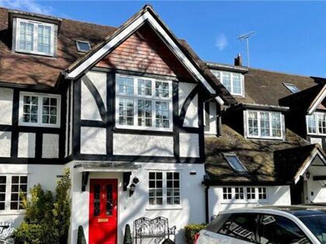 3 Bedroom Terraced House For Sale In Dukes Ride