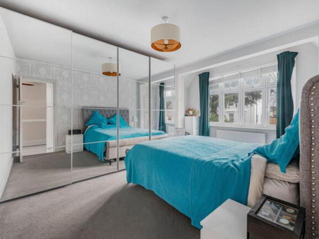 3 bedroom terraced house for sale in Dunbar Avenue, Beckenham, BR3