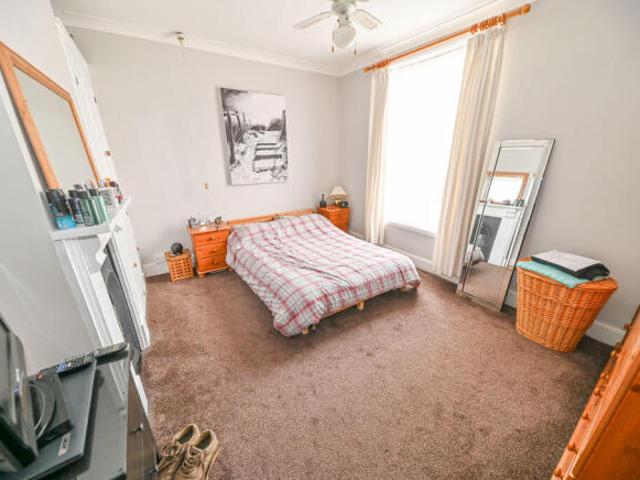 3 bedroom terraced house for sale in Emsworth Road, North End, PO2