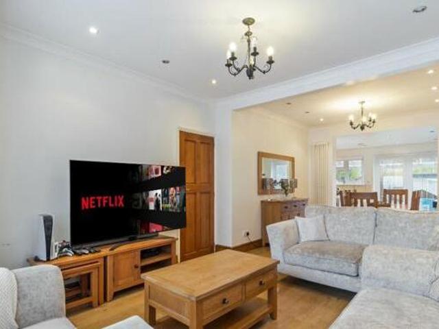 3 Bedroom Terraced House For Sale In Enfield
