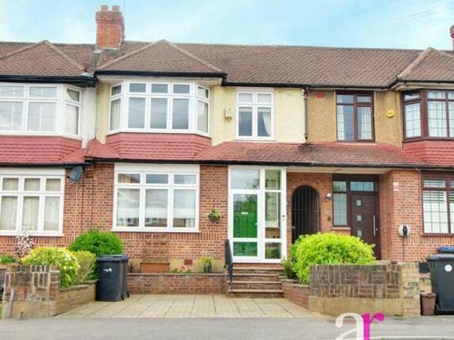 3 Bedroom Terraced House For Sale In Enfield, Middlesex