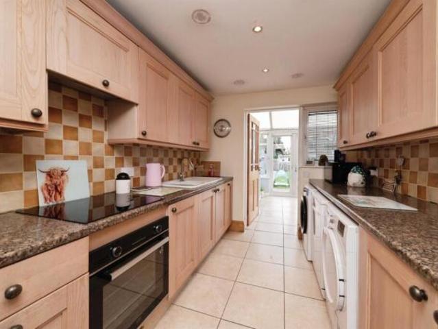 3 bedroom terraced house for sale in East Ella Drive, Hull, HU4