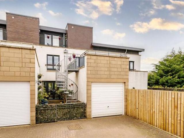 3 bedroom terraced house for sale in East Pilton Farm Wynd, Edinburgh, EH5
