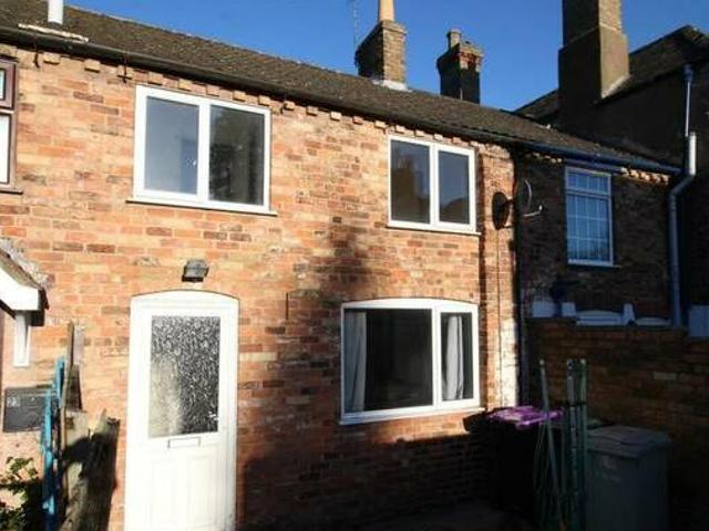 3 bedroom terraced house for sale in East Street Alford LN13
