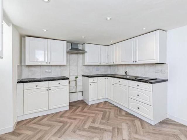 3 bedroom terraced house for sale in East Street, Gillingham, Kent, ME7