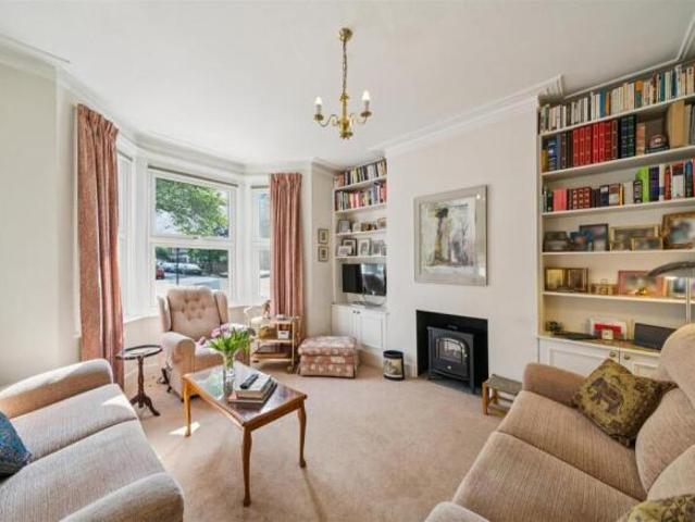 3 bedroom terraced house for sale in Eastbury Grove, London, W4