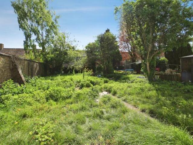 3 bedroom terraced house for sale in Eastgate, Peterborough, PE1