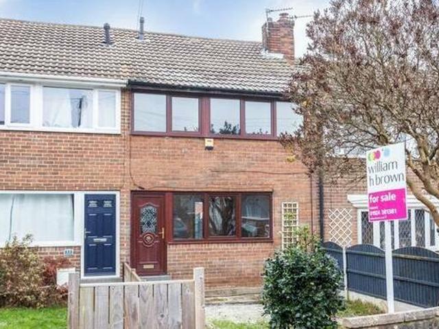 3 bedroom terraced house for sale in Eastwood Avenue Wakefield WF2