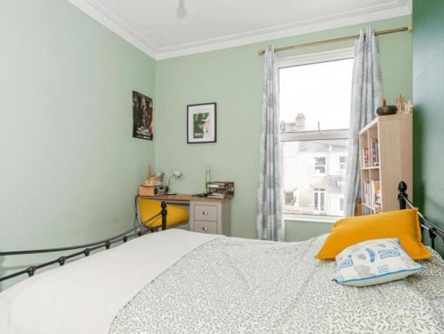 3 bedroom terraced house for sale in Edgcumbe Park Road, Plymouth, PL3