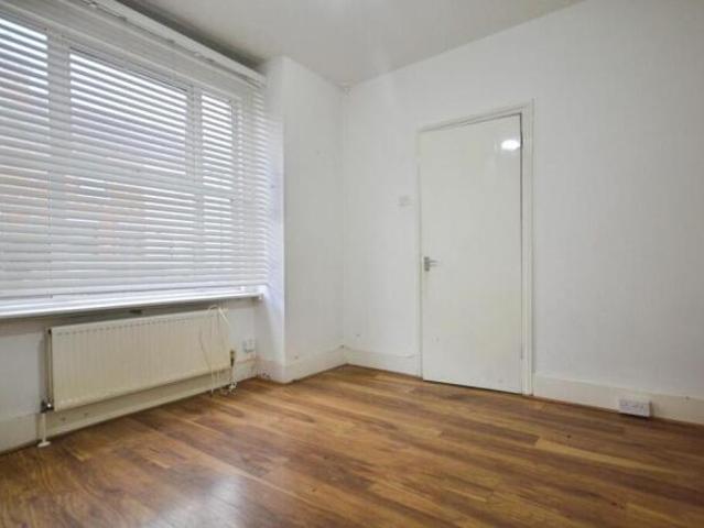 3 bedroom terraced house for sale in Edgehill Street, Reading, RG1