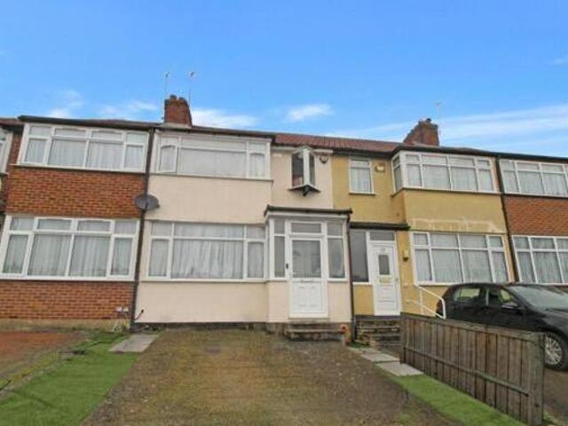 3 Bedroom Terraced House For Sale In Edgware