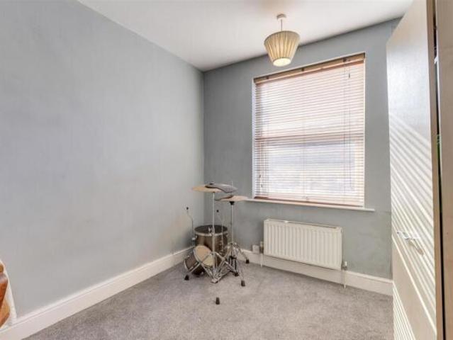 3 bedroom terraced house for sale in Egypt Road, Nottingham, NG7