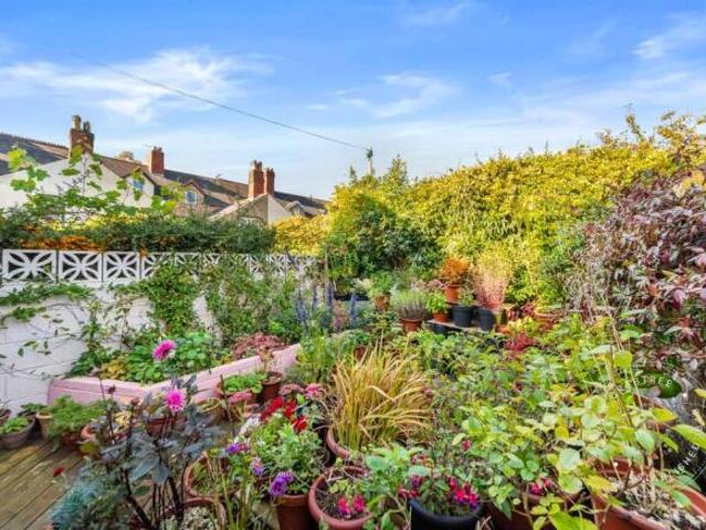 3 bedroom terraced house for sale in Egham Street, Canton, Cardiff, CF5