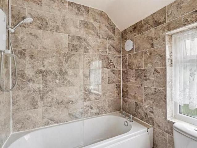 3 bedroom terraced house for sale in Elizabeth Fry Road, Norwich, NR2