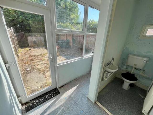 3 bedroom terraced house for sale in Ella Street, Hull, HU5
