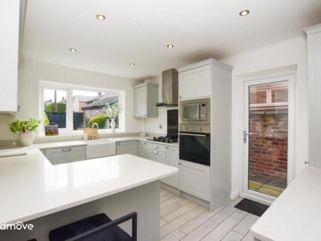 3 bedroom terraced house for sale in Ellesmere Road, Stockton Heath, WA4