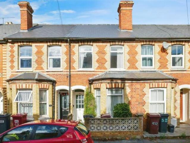 3 bedroom terraced house for sale in Essex Street, Reading, Berkshire, RG2