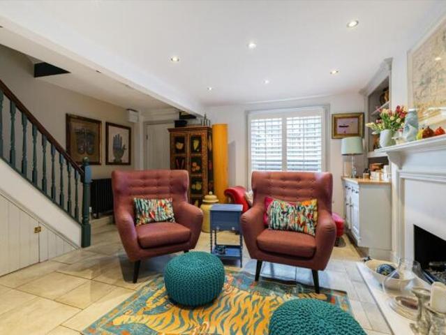 3 bedroom terraced house for sale in Evelyn Road, London, TW9