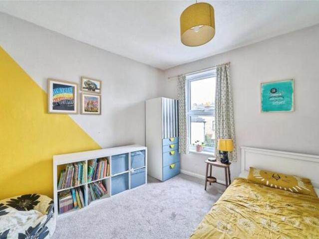 3 bedroom terraced house for sale in Evesham Road, LONDON, E15