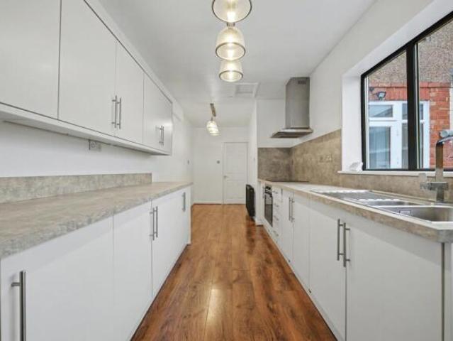 3 bedroom terraced house for sale in Eversleigh Road, Coventry, CV6