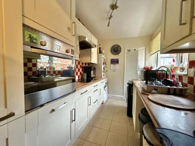 3 bedroom terraced house for sale in Ewart Street, Lincoln, LN5