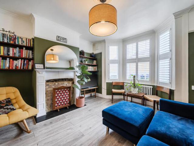 3 bedroom terraced house for sale in Foxberry Road, Lewisham, London, SE4
