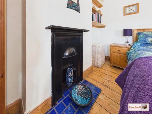 3 bedroom terraced house for sale in Foxhall Road, Ipswich, IP3