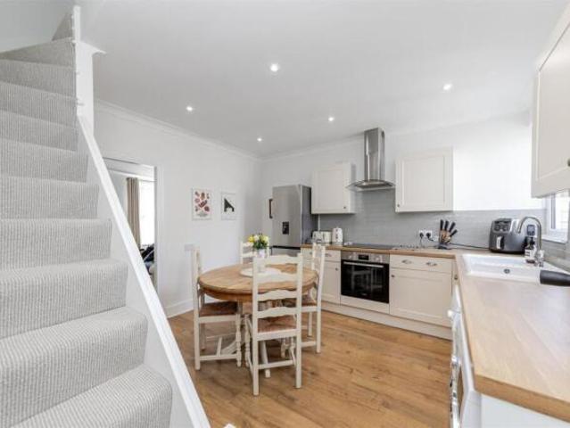 3 bedroom terraced house for sale in Folly Lane, St Albans, AL3