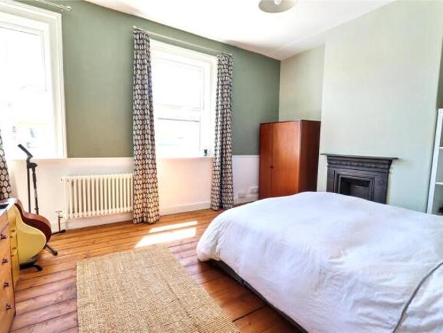 3 bedroom terraced house for sale in Faulkland Road, Oldfield Park, Bath, BA2