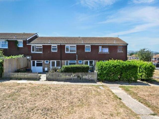 3 bedroom terraced house for sale in Faversham Road, Eastbourne, BN23