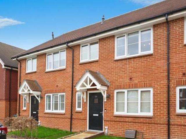 3 Bedroom Terraced House For Sale In Faygate