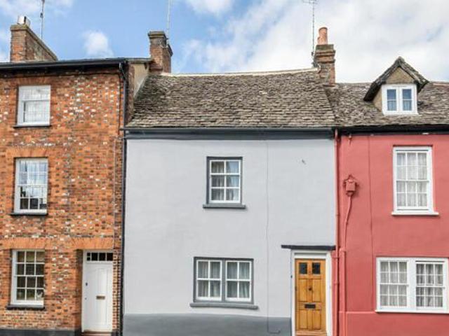 3 Bedroom Terraced House For Sale In Faringdon, Oxfordshire
