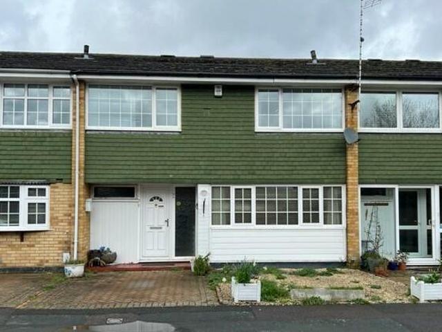 3 Bedroom Terraced House For Sale In Farnham Common