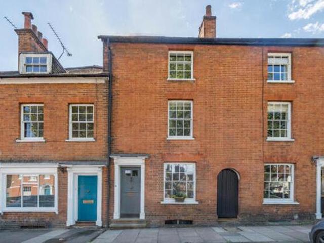 3 Bedroom Terraced House For Sale In Farnham, Surrey