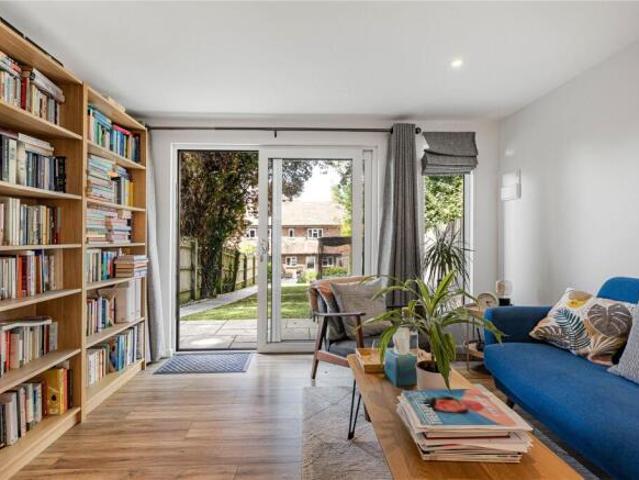 3 bedroom terraced house for sale in Fettiplace Road, Headington, Oxford, Oxfordshire, OX3