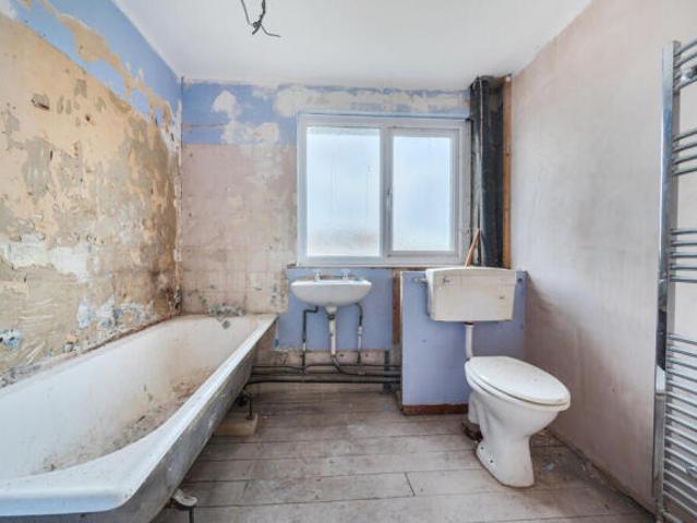 3 bedroom terraced house for sale in Field Avenue, Oxford, Oxfordshire, OX4