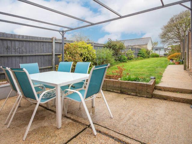 3 bedroom terraced house for sale in Firgrove Road, Freemantle, SO15