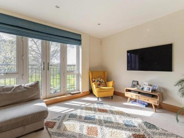 3 bedroom terraced house for sale in Fraser Gardens, Winchester, Hampshire SO22