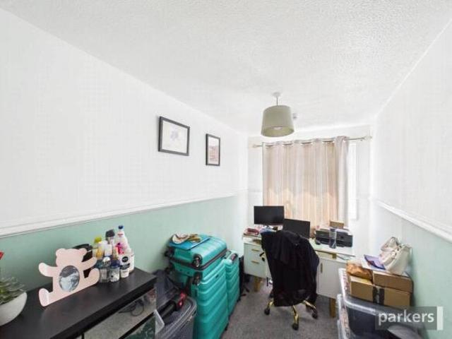 3 bedroom terraced house for sale in Fulmead Road, Reading, Berkshire, RG30
