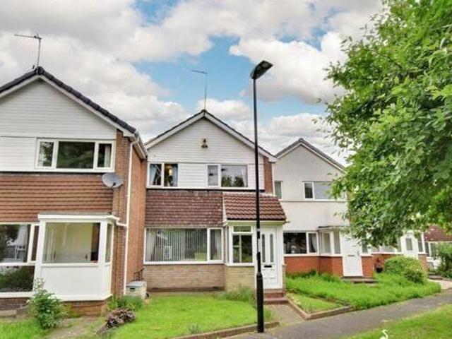 3 Bedroom Terraced House For Sale In Fulwell